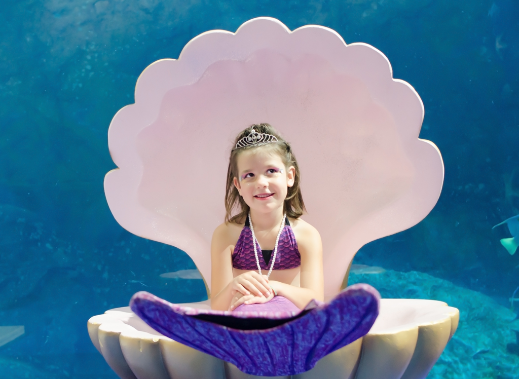 6 Aquatic-Themed Halloween Costumes For 2019 - Swimming Nature